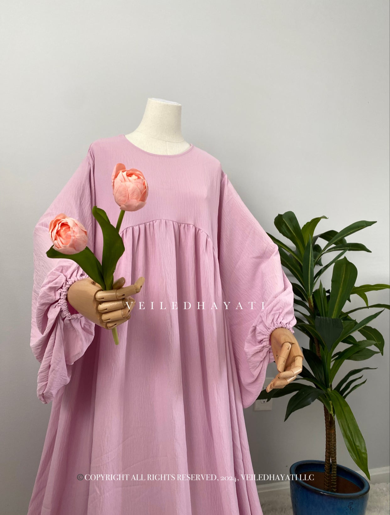 Pink Tulips | Dahlia Abaya ♡ – Veiled Hayati