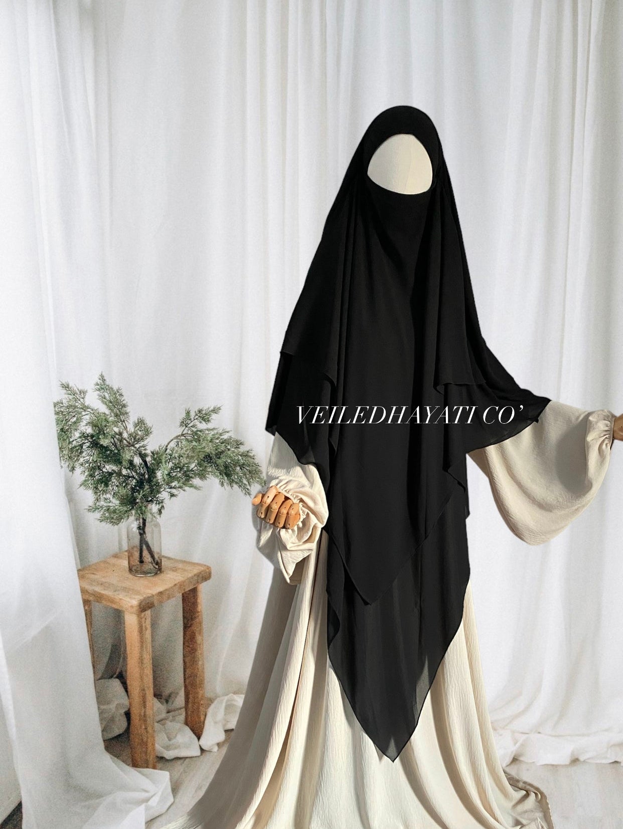 Kohl | Yasmin Khimar – Veiled Hayati